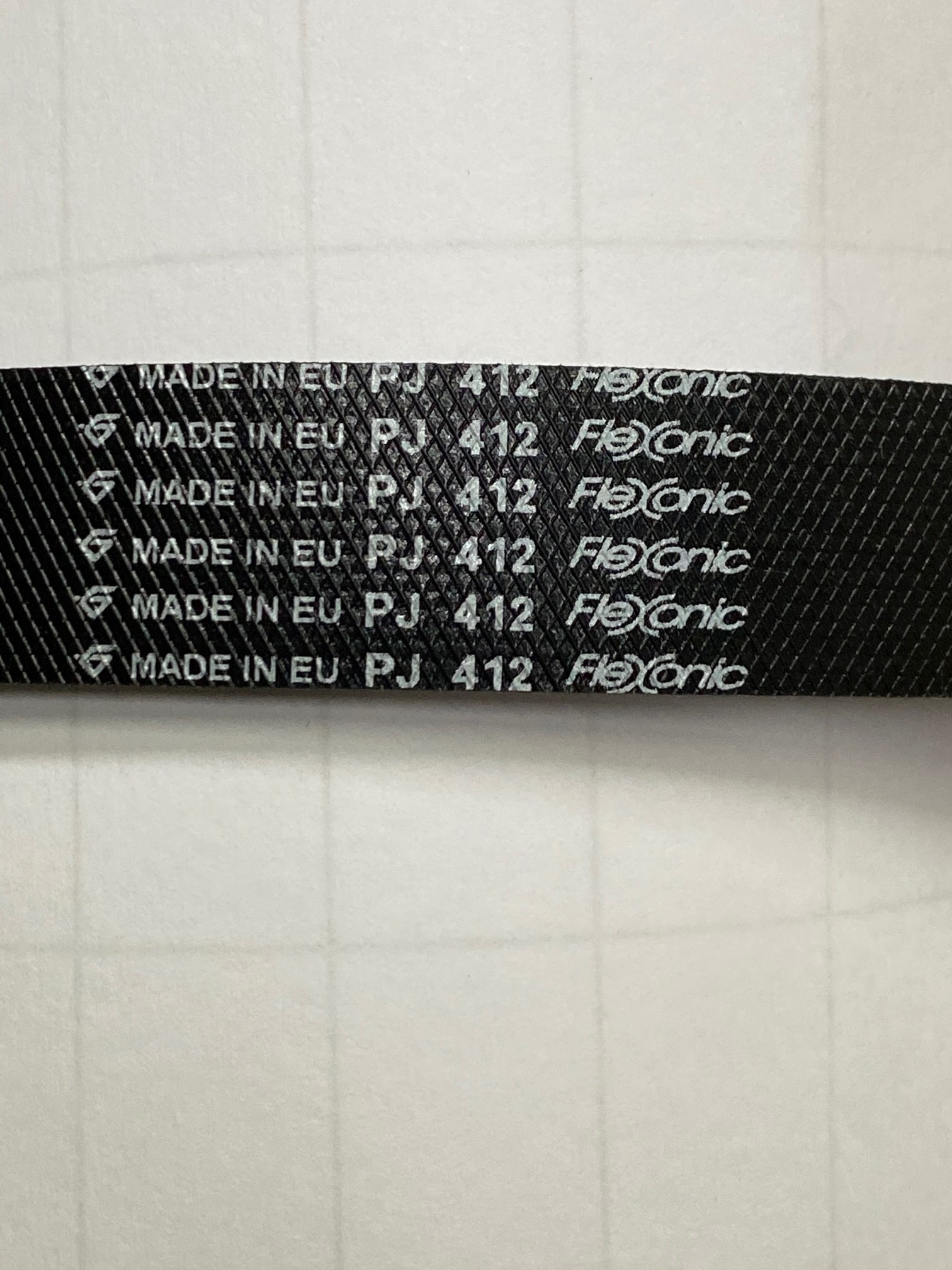 FleXonic Polyrib Drive Belt 8-Rib 8PJ416 - Treadmill Running Belts